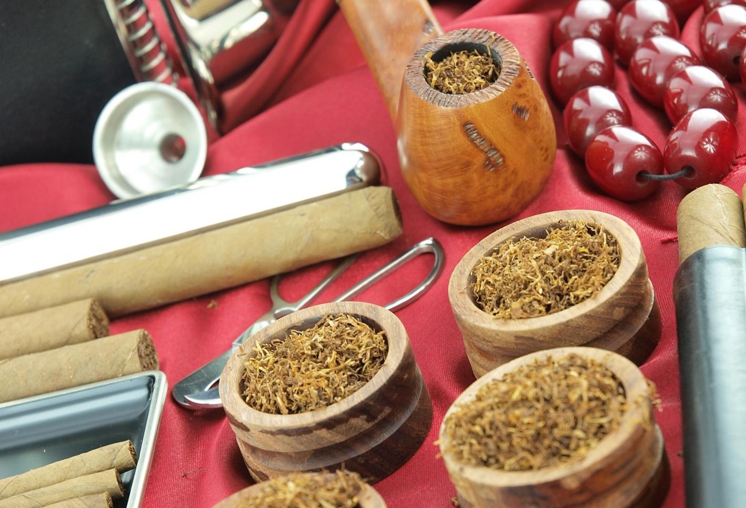 Pipe King Smoking Wholesale Products for Your Shop